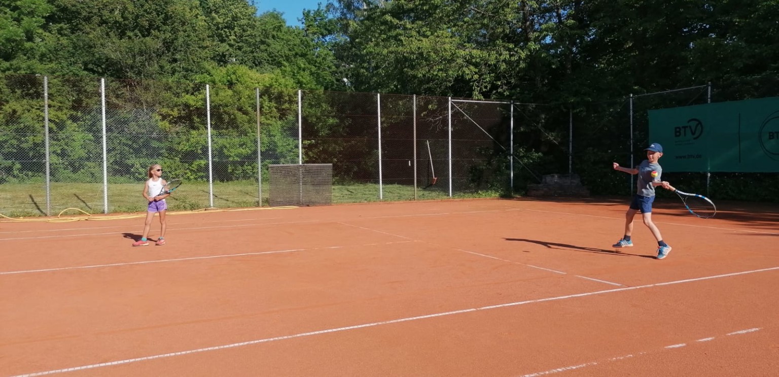 Spieltage U10 - TSC gegen Weiß Blau und Schweinfurt - Tennis und Squash ...